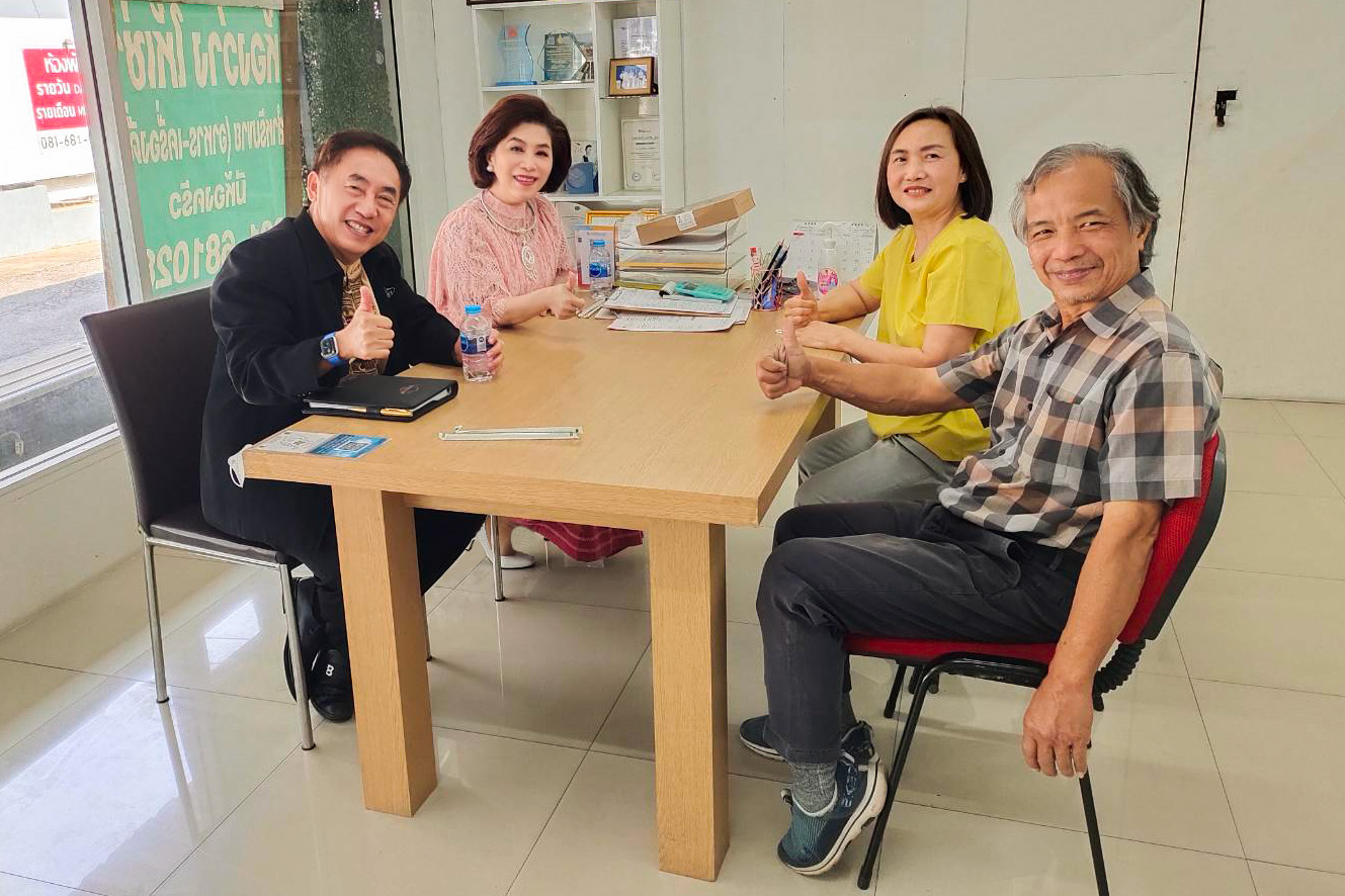 INTERLINK เดินสายมอบของขวัญปีใหม่ 2566 แทนคำขอบคุณคู่ค้า หนุนการเติบโตร่วมกันอย่างแข็งแกร่ง